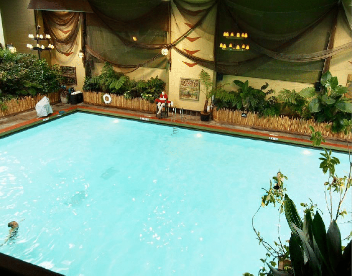 North Shore Lagoon Swimming Pool - Begin at Bothell